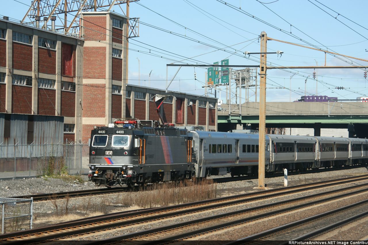 NJT 4400